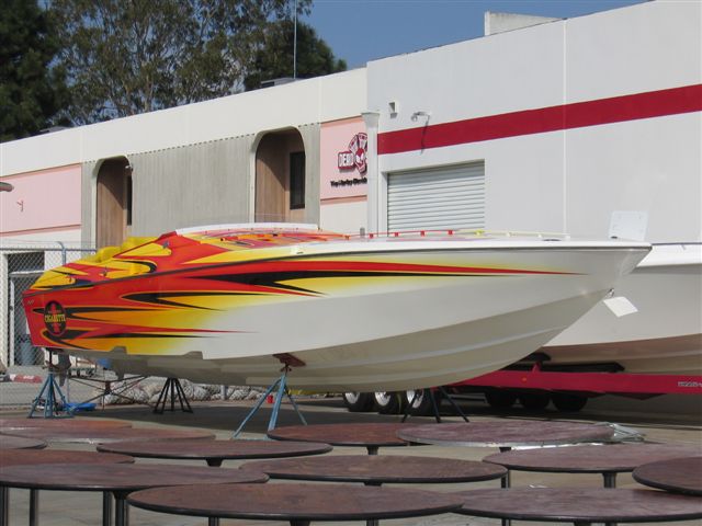 Overstock Boats - 42' CIGARETTE TIGER 2004 W/ 575 SC MerCruisers